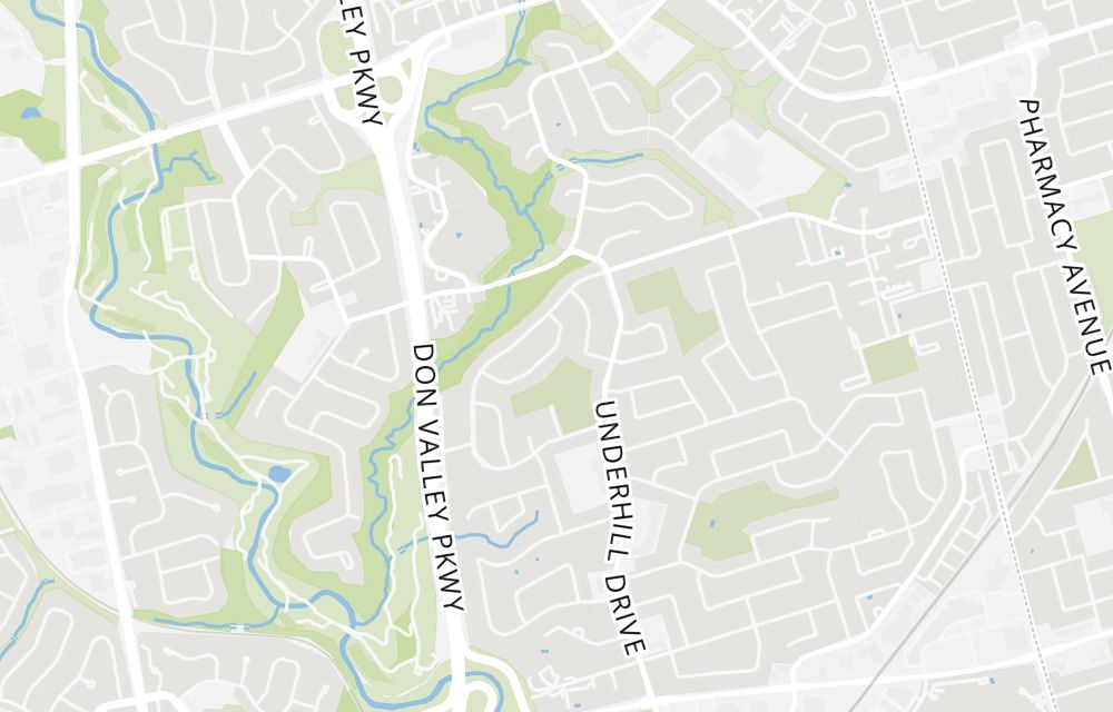 31 Aldenham Cres | 5 Beds + 2 | 5 Baths